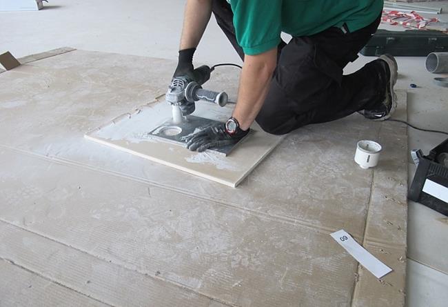 Droog boren in tegels - Carat diamond kroonboor - rotopino.nl