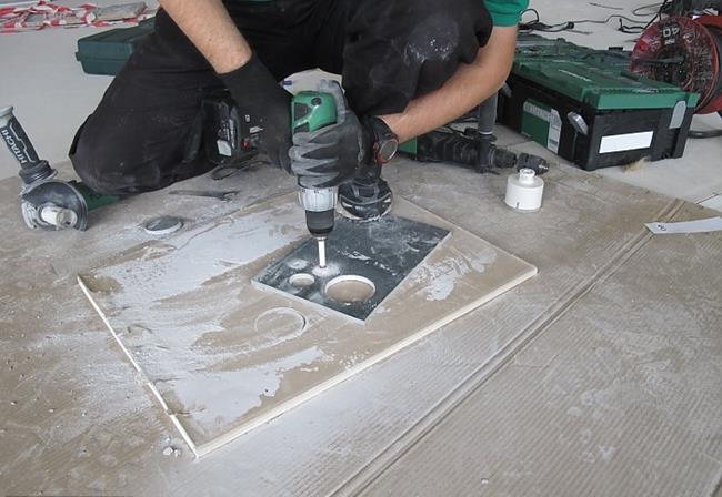 Droog boren in tegels - Carat diamond kroonboor - rotopino.nl