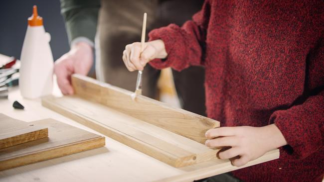 Opbergruimte en stylingspiegel: de doe-het-zelf spiegelkast - rotopino.nl