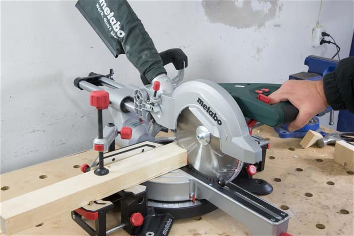 Afkort/verstekzaag Metabo KGS 254 M - beoordelingen van klanten ...